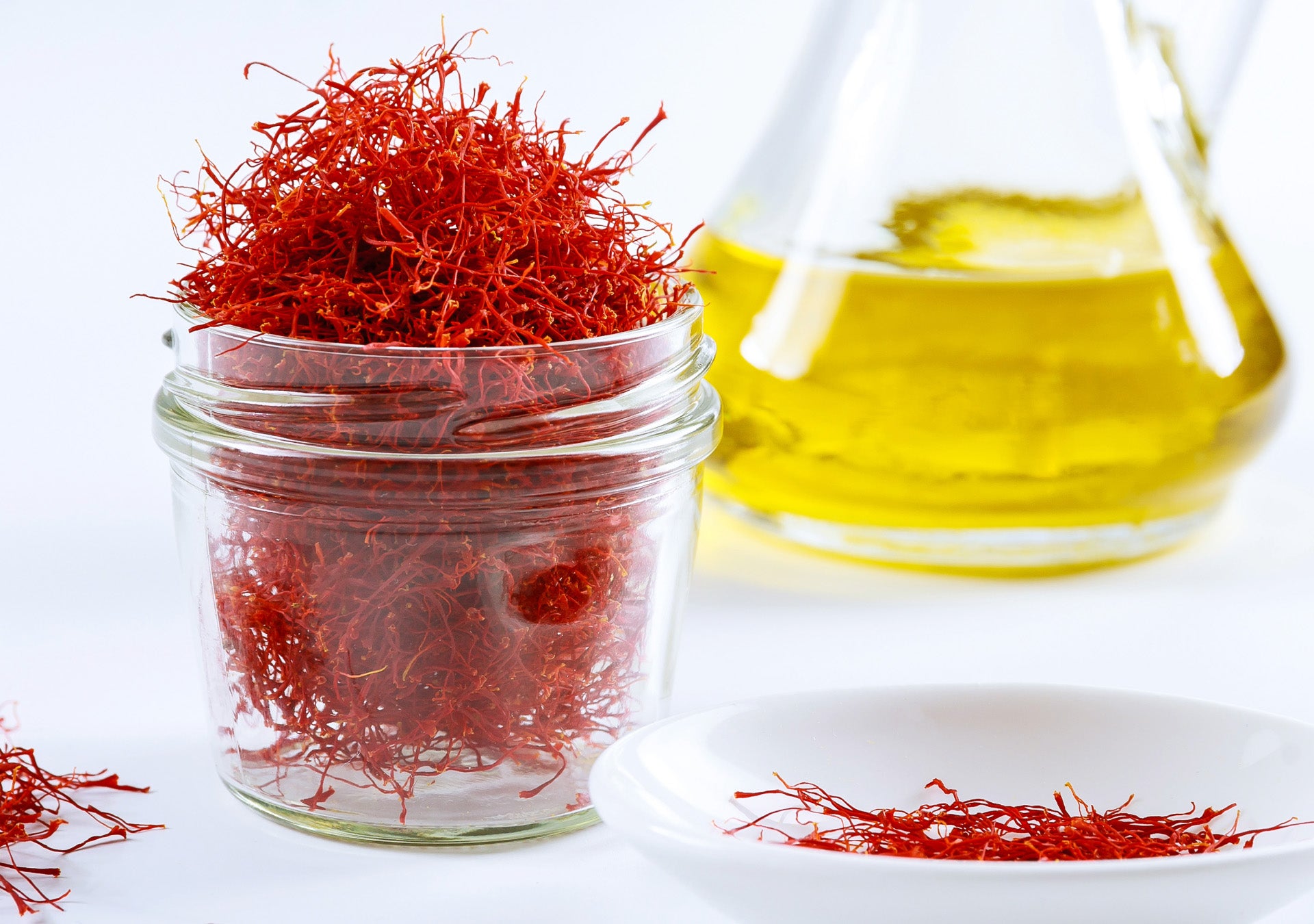 How to Make the Most Out of Saffron: Tips and Techniques – Dorreen™ Saffron